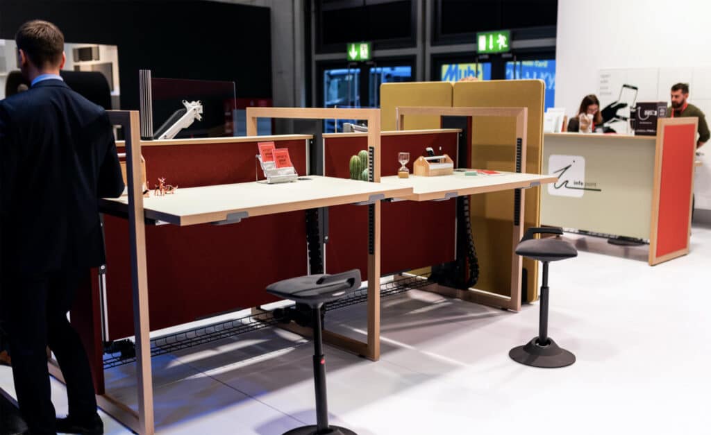 Stand Up R desks - BSL Lifestyles